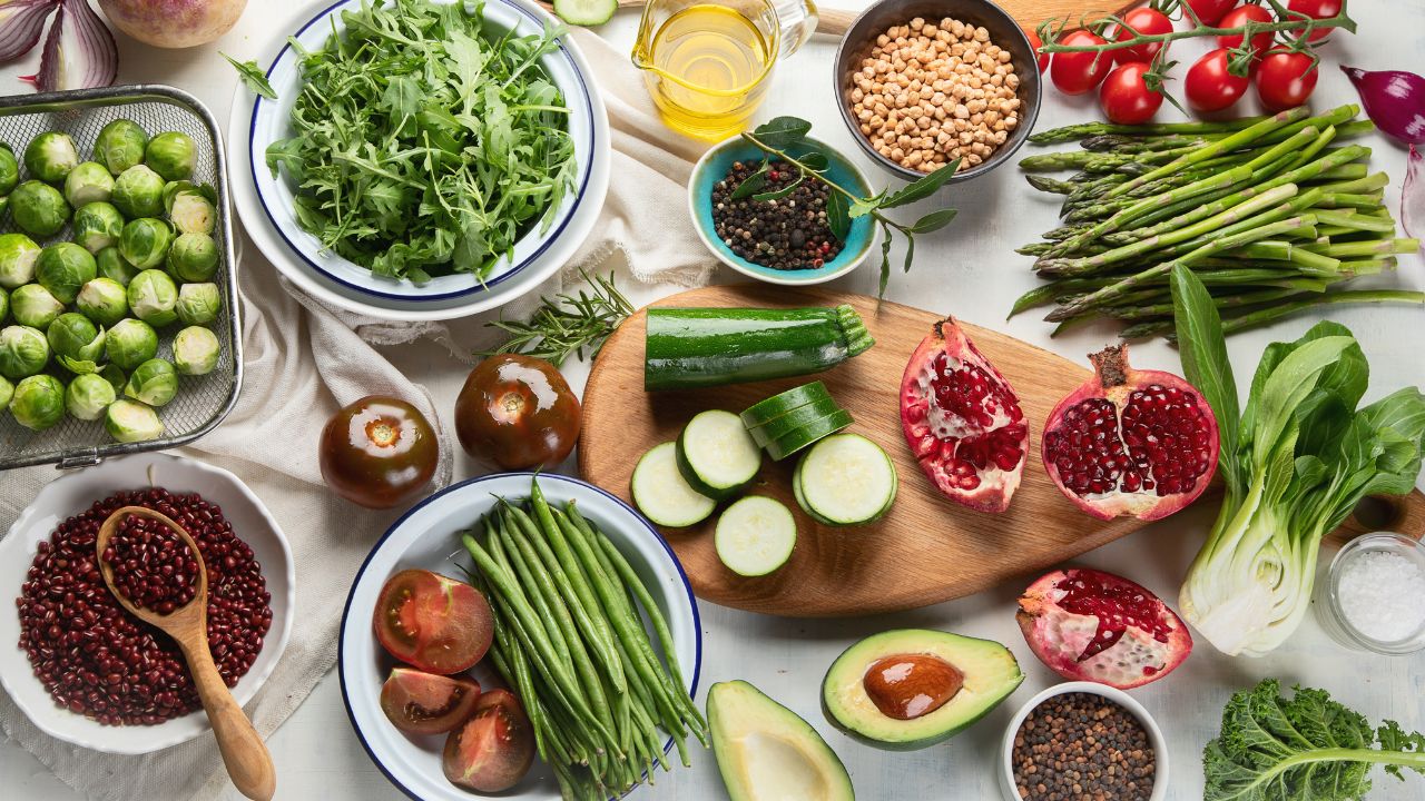 How Many Vegans Are In The World? Global Vegan Trends 2024
